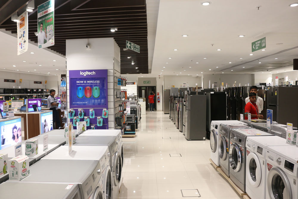 One Stop Shop Destination For Electronics At Croma Kandivali East